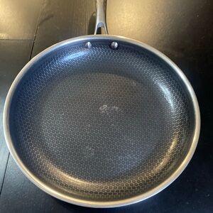 Hexclad | Kitchen | Hex Clad Pattern Nonstick Gray Frying Pan Pan Have ...